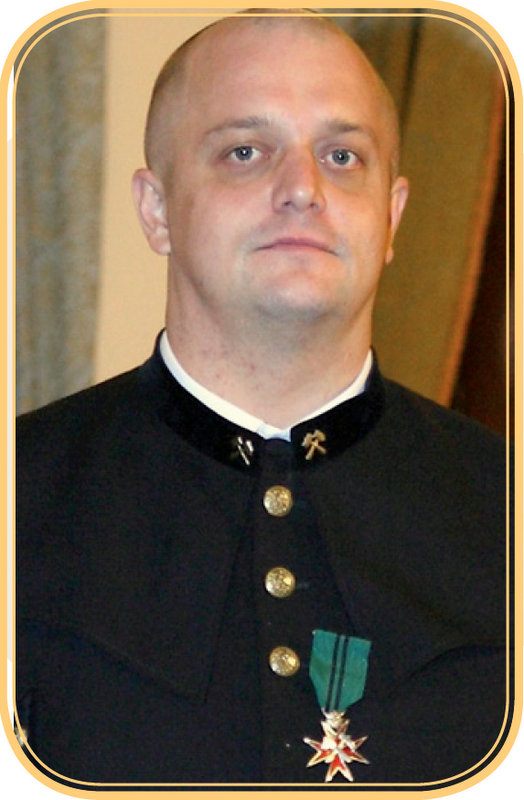 SLAVNOSTNÍ PŘEDÁNÍ ZÁCHRANÁŘSKÝCH ZÁSLUŽNÝCH KŘÍŽŮ V MOSTĚ